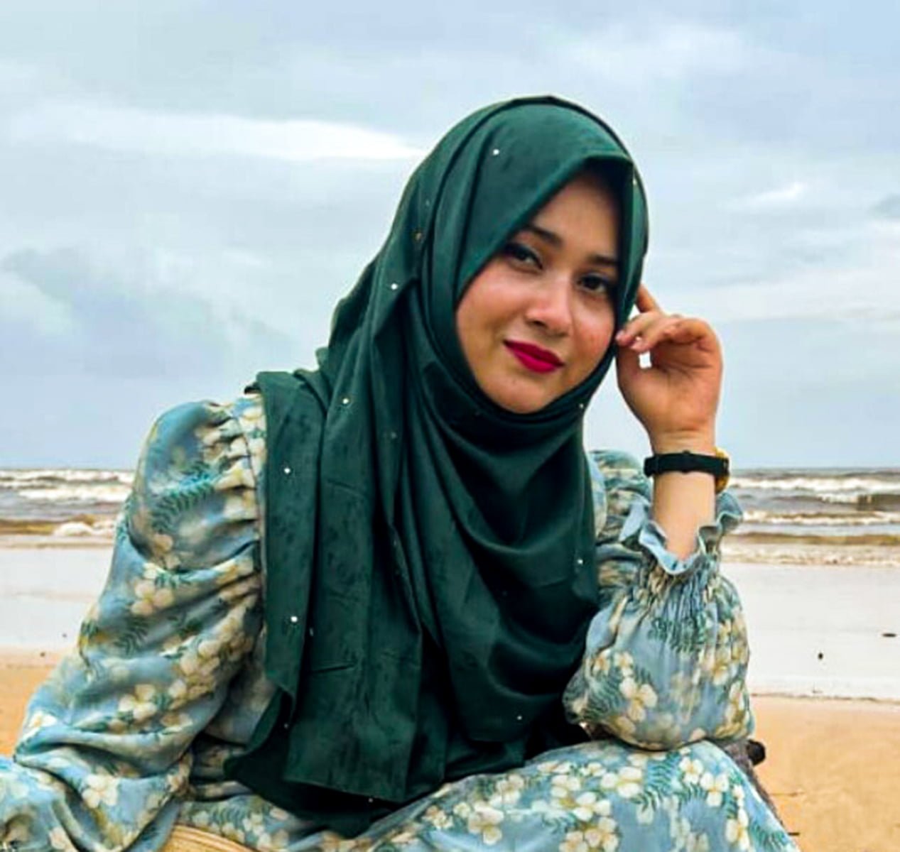 Unique Hijab Tricks That Will Change The Way You Dress - Abaya and Gown